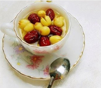 Cách Nấu Chè Hạt Sen Thơm Ngon, Bổ Dưỡng Cho Gia Đình - Đường Phèn ...